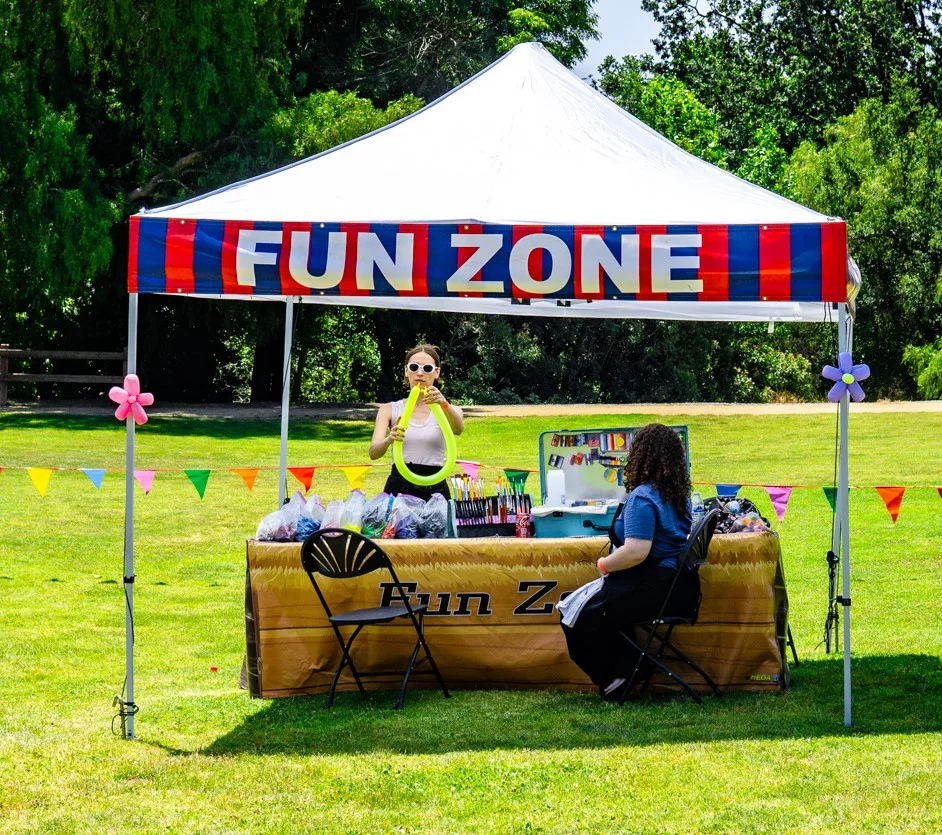 Balloon Artist/Twister (Tent) - Event Guy University